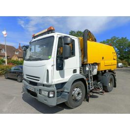 2009 [58] IVECO 220 Johnston VT650 Used Road Sweeper